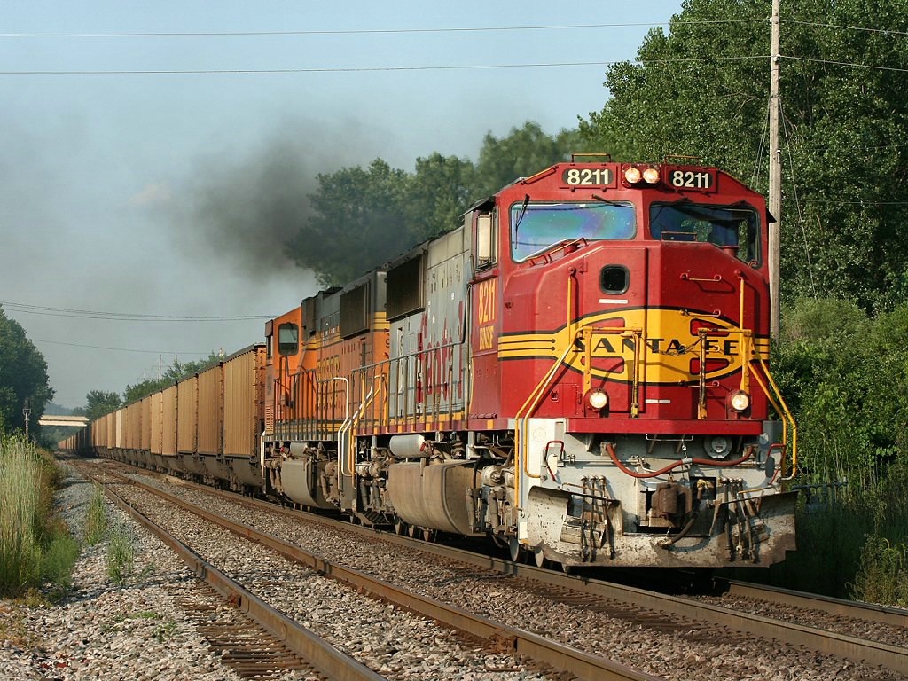 BNSF 8211